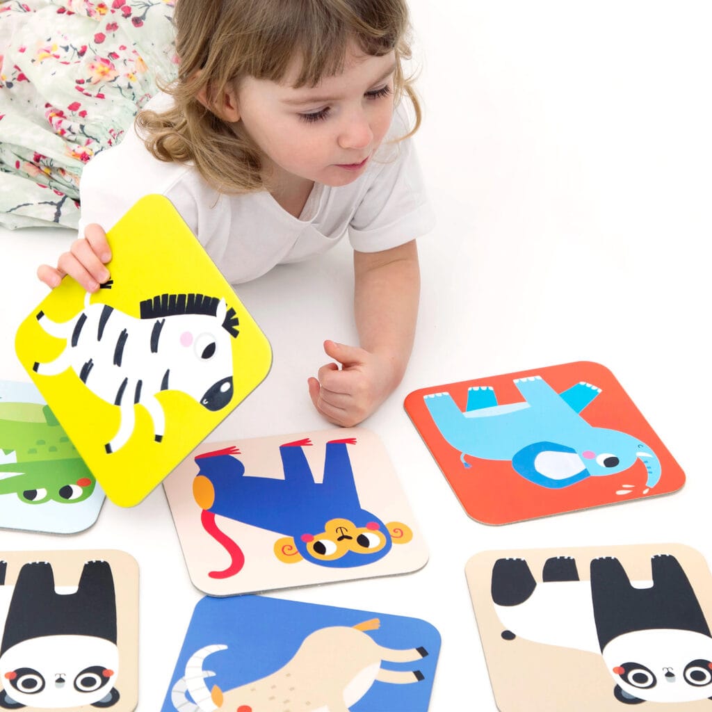 Suuuper Size Memory Game Wild Animals - Banana Panda