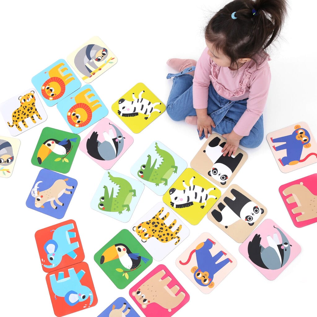 Suuuper Size Memory Game Wild Animals - Banana Panda